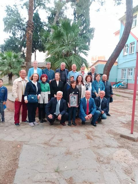 57 yıl sonra okullarında buluştular - Çine Madran Gazetesi - (4)