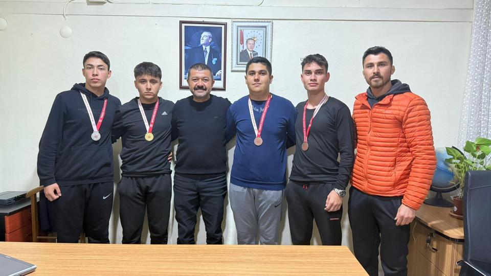 Çine Gençlik Spor madalyaları toplamaya devam ediyor - Çine Madran Gazetesi